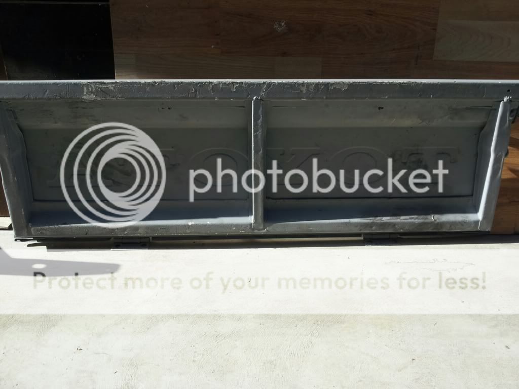 1983 toyota 4x4 tailgate, cluster, rear plastic fenders, turn signals ...