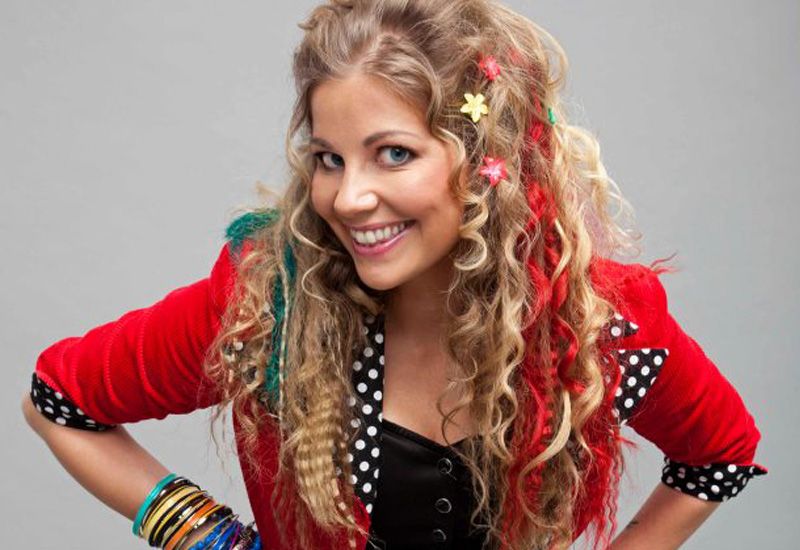 Classify Norwegian children's TV presenter Silje Sirnes Winje